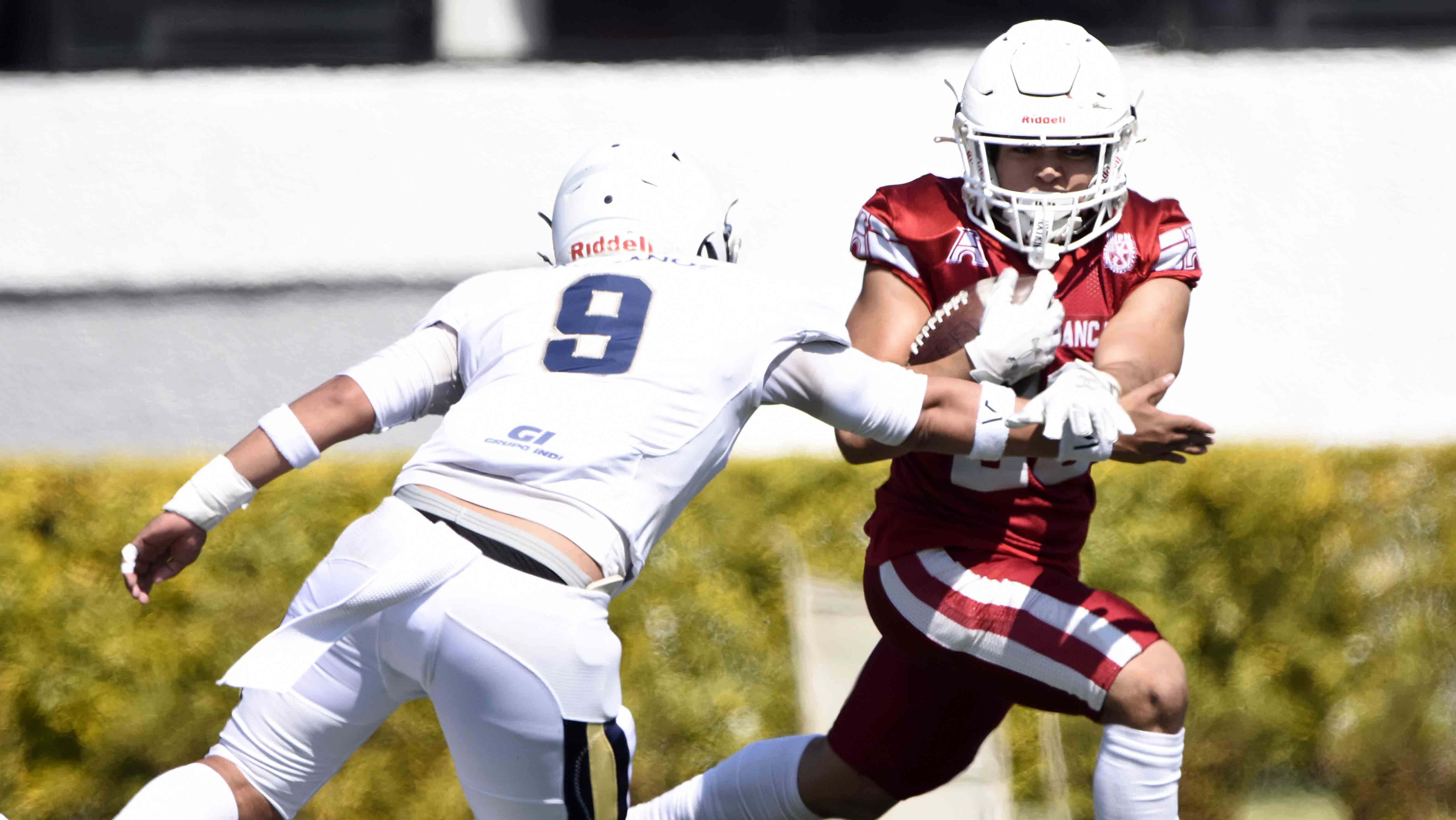 FOTOS: Águilas Blancas y Pumas Acatlán en scrimmage Intermedia 2025 ...